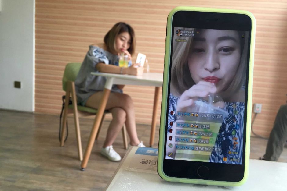 China's Crazy Live-Streaming Culture - China Social Media